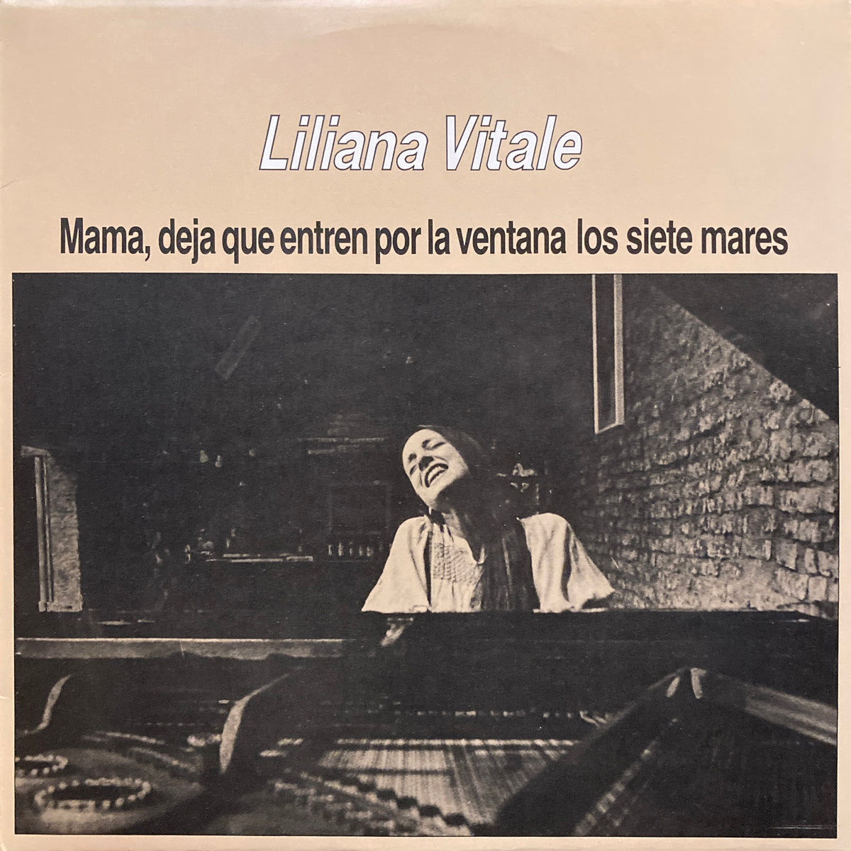 Liliana Vitale “Mama, deja que entren por la ventana los siete mares ...